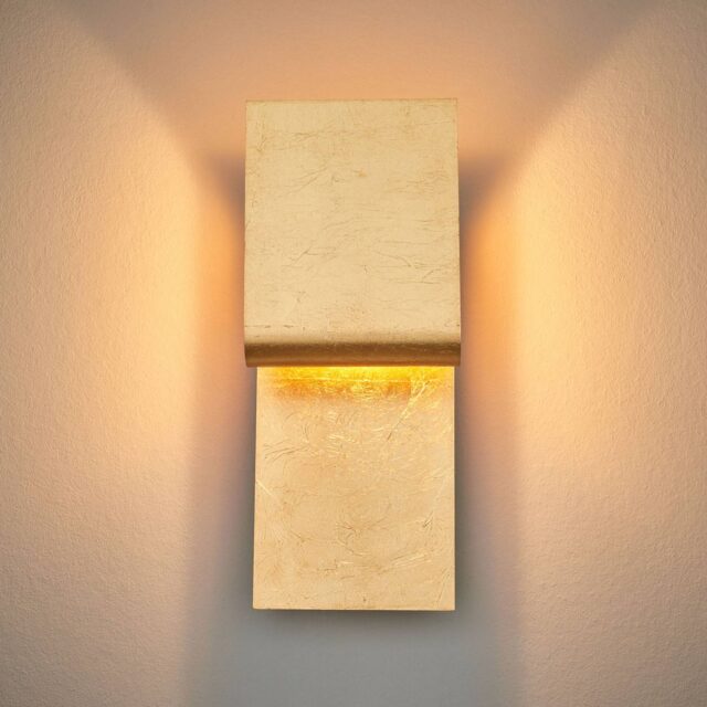 Escale Fold - mit Blattgold belegte Wandlampe bei ZANEO ...und heute ...